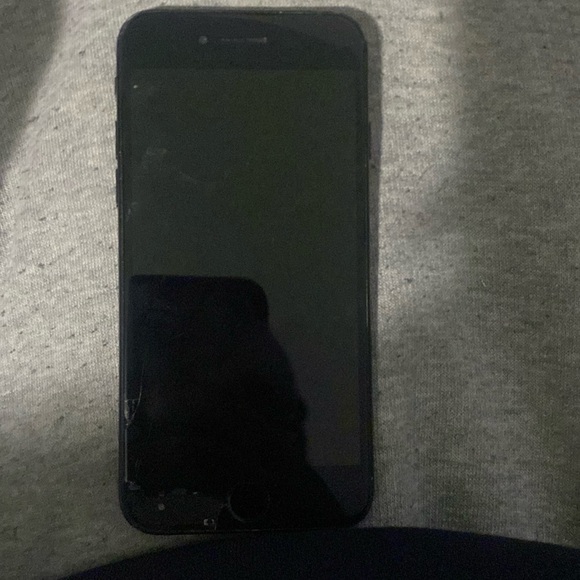 Apple | Cell Phones & Accessories | Iphone Se 222 | Poshmark